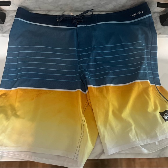 Quiksilver | Swim | Quicksilver Board Shorts | Poshmark